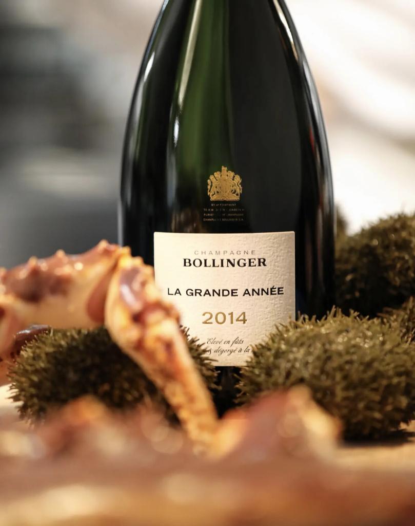 Bollinger - Branding & advertising campaign I OMEDIA PARIS